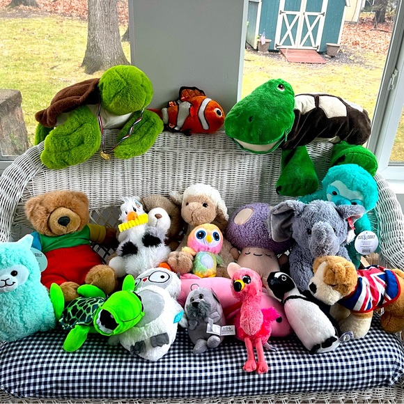 Build-A-Bear | Toys | Mega Lot Of Stuffed Animals | Poshmark